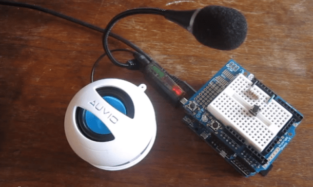 Crea tu propio clon de Siri o Cortana con Arduino Crea tu propio clon de Siri o Cortana con Arduino